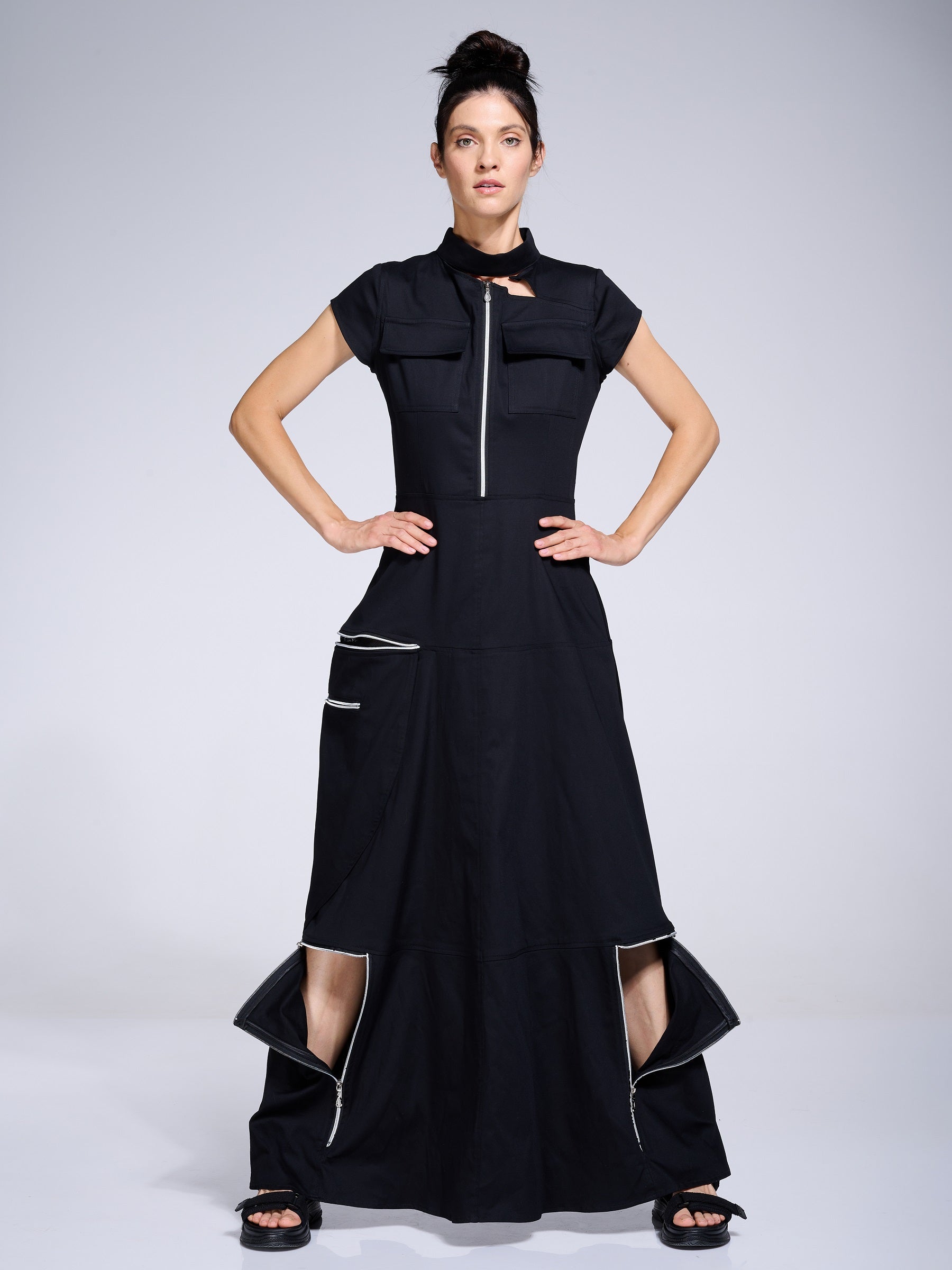 Extravagant Long Dress With Zippers – Metamorphoza